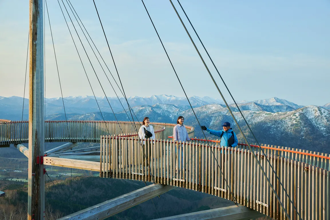 【星野TOMAMU度假村】將舉辦能夠在秋日清澈空氣中，享受雲海和黃色山群絕景的「雲海平台日出健行」 - 傑西大叔 x 這裡胡說